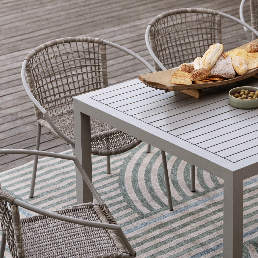 Crystal Dining Table 6 Seater - Alifurn